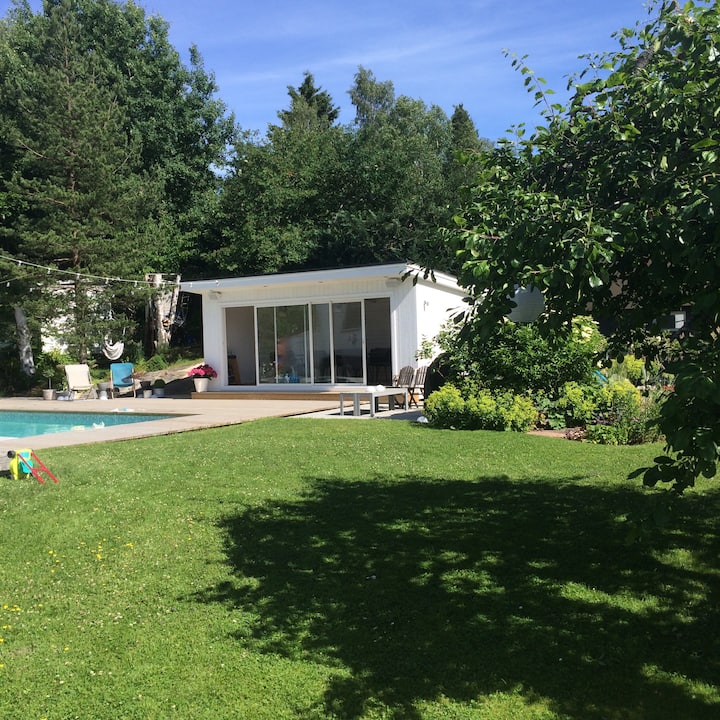 Familyhouse With A Lovely Garden And Outdoor Pool. - Stockholm
