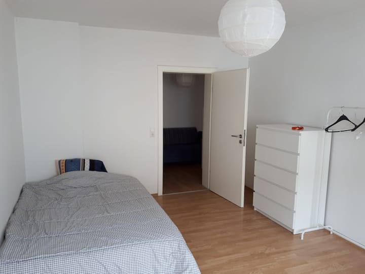 Komfortables Zimmer In Bester Lage - Düsseldorf