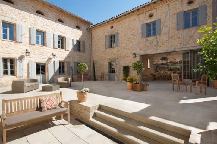 En Maury, Maison De Charme Pour 26 Pers Avec Spa - Lavaur