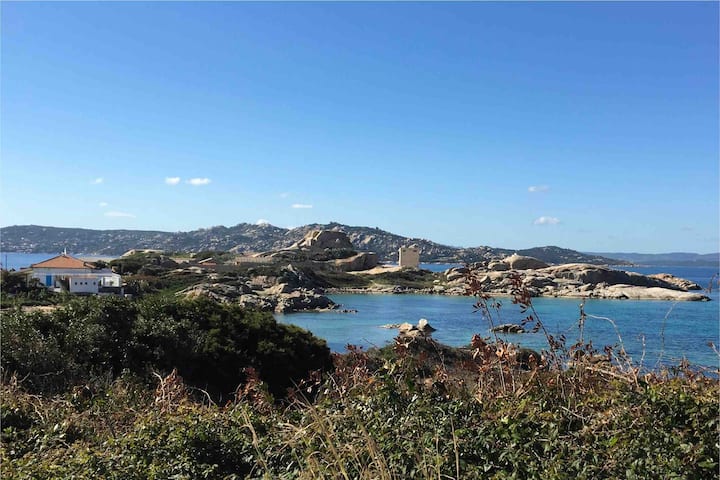 Apartment Close To The Sea - La Maddalena