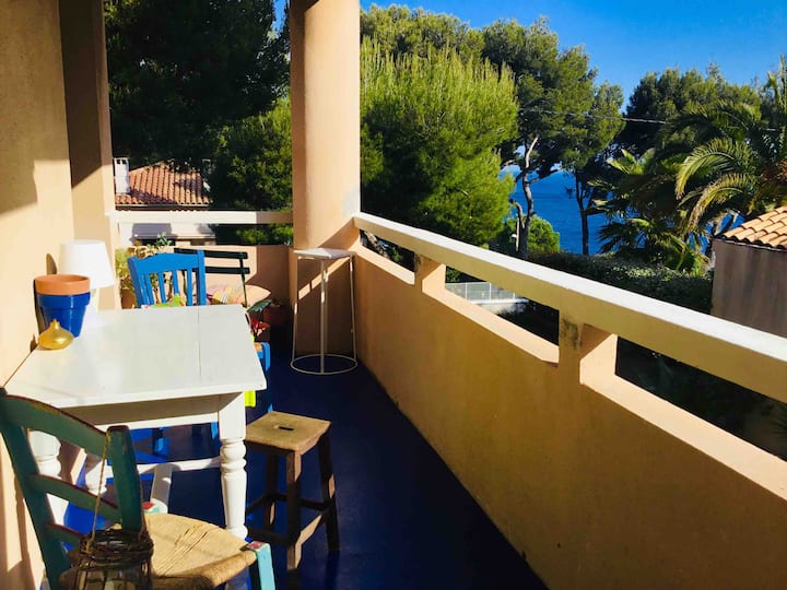 Cassis - T2 Vue Mer, 500m De La Plage. - Cassis