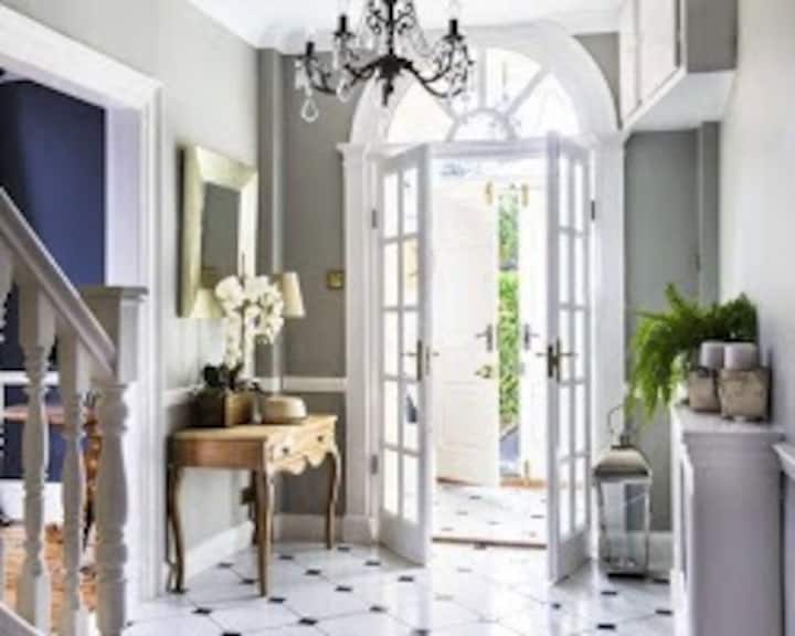 Stylish And Comfortable Accommodation In Somerset - Bridgwater