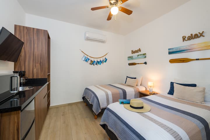 Guest Suite #2. Private Access. Downtown - Cancún
