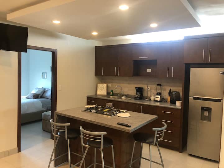 New Apt 4 A/c 2br Garage Seguro 8” Altura - Ensenada