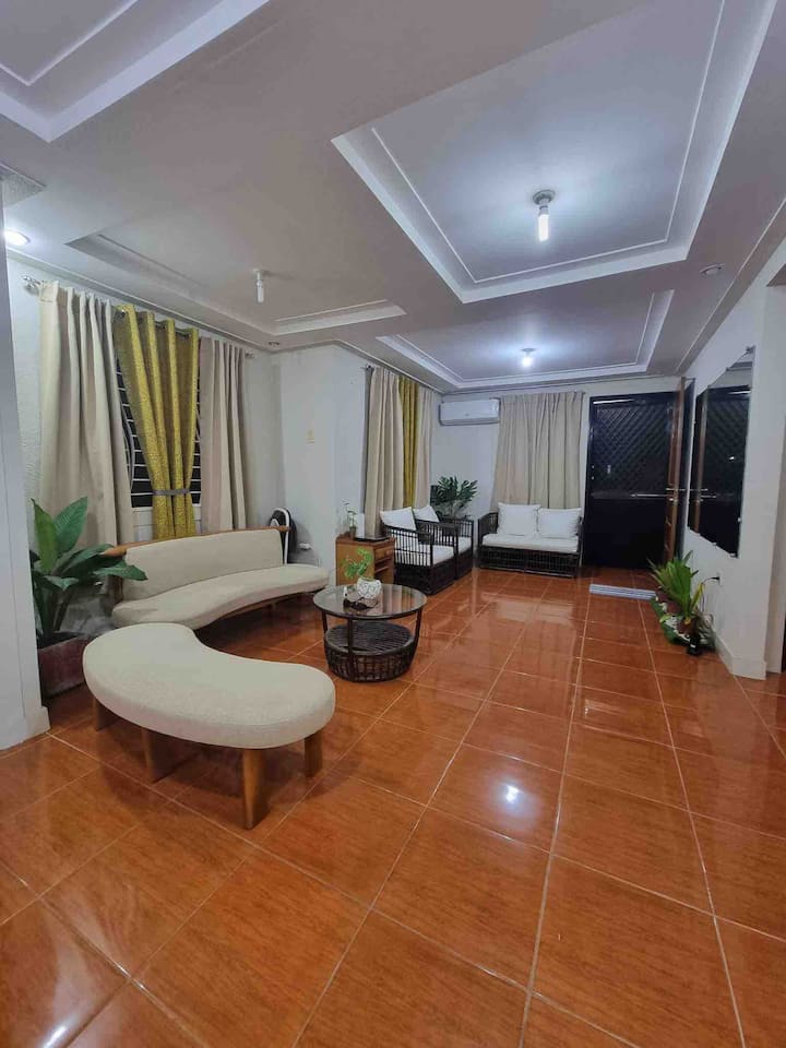 Princessville Home *Recently Remodeled* - Digos City