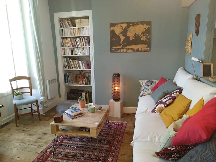 Appartement Chaleureux Avec Vue En Plein Centre - Bagnères-de-Luchon