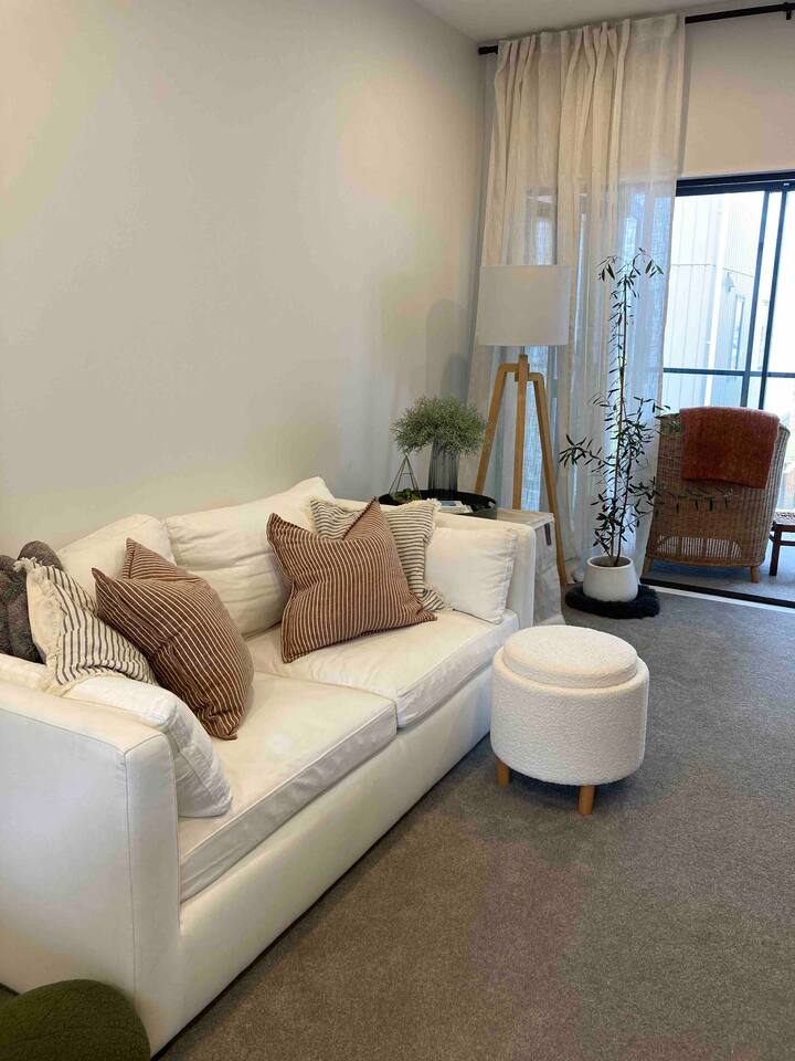 Room In Cozy Home - Auckland