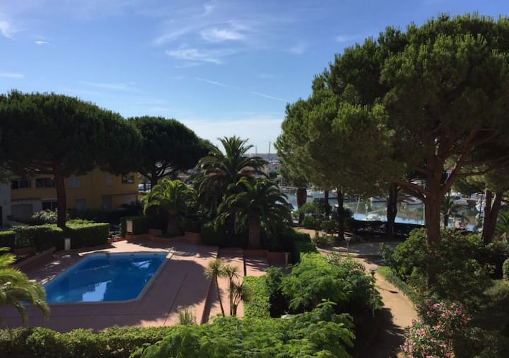 Studio, Terrasse, Piscine, Parking Aisé, 5 Pers - Agde