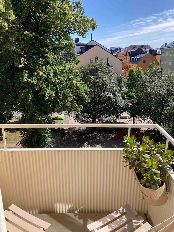 Ljus 2a Med Balkong I Sofo - Stockholm