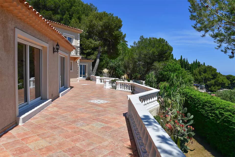 Nice Villa Holiday Rentals - Provence-Alpes-Côte d’Azur, France | Airbnb