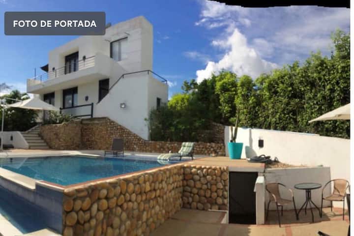 Melgar- Carmen Bella Y Moderna Casa Con Piscina - Melgar