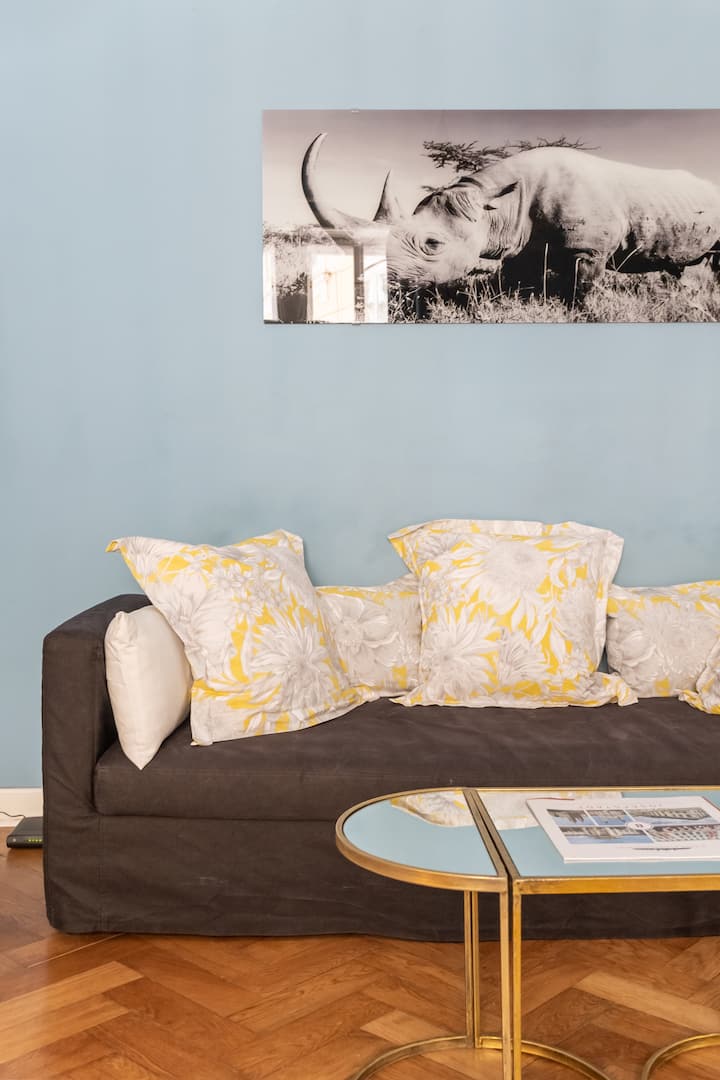 Central, Chic, Vienna. - Vienna