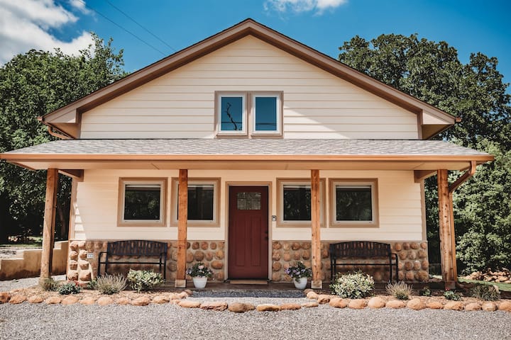 Arrowhead Cabin - Medicine Park, OK