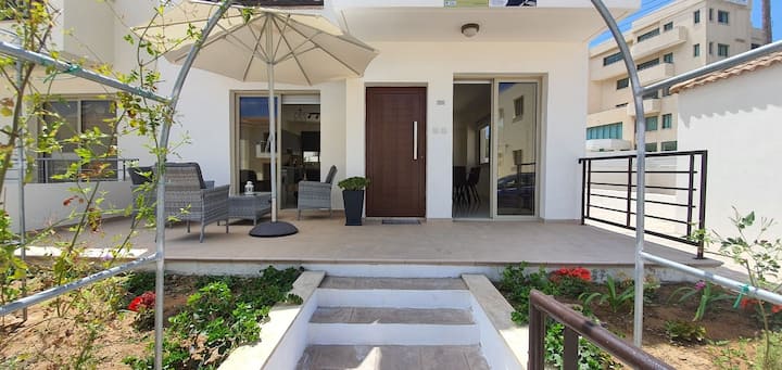 Villa Naxos, A Modern House In Protaras - Ayia Napa