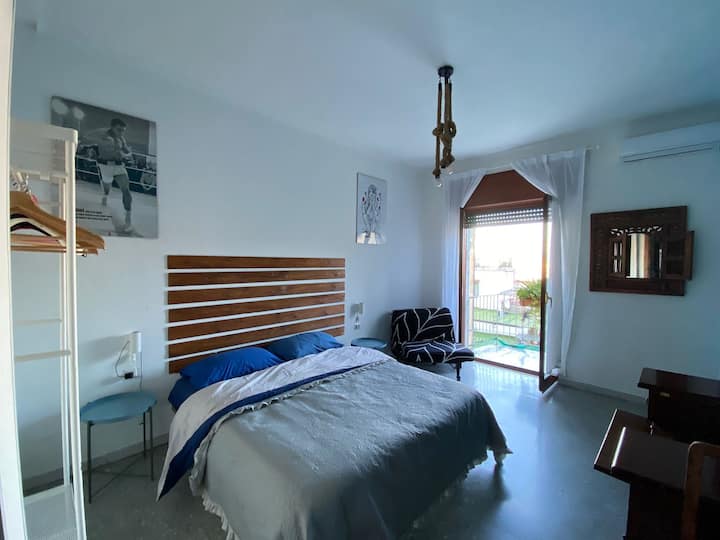 La Casa Errante - Neapel