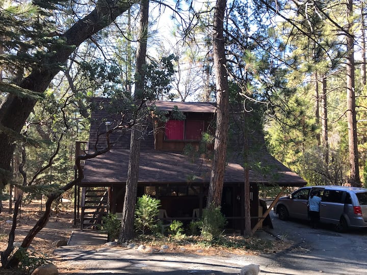 Idyllwild Serependity Cottage Sleeps 7; Fully Furn - Idyllwild-Pine Cove, CA