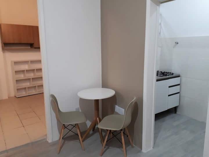 Apto No Bairro Menino Deus - Porto Alegre