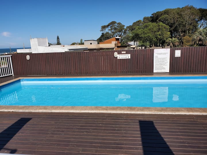 Condomínio Encantado Com Piscina Para O Mar. - Imbituba