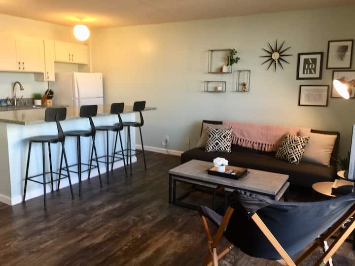 23rd Floor 1br Waikiki Condo - View & Free Parking - 檀香山