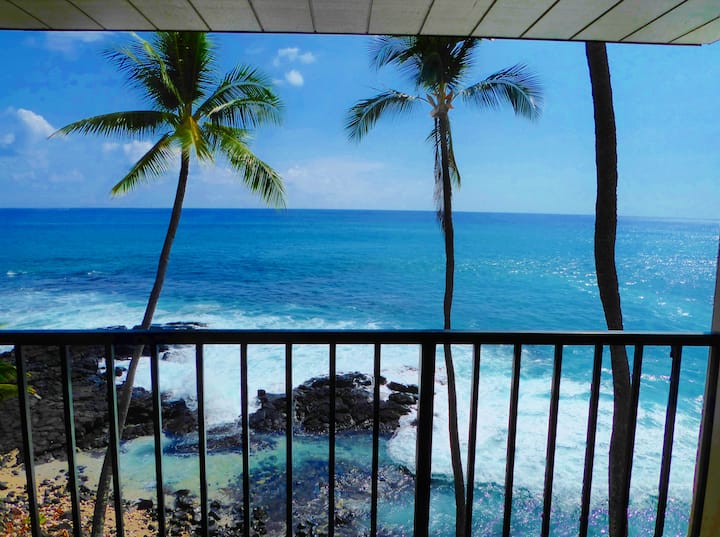 Oceanfront Condo! Turtles And Beautiful Sunsets! - Kailua-Kona, HI