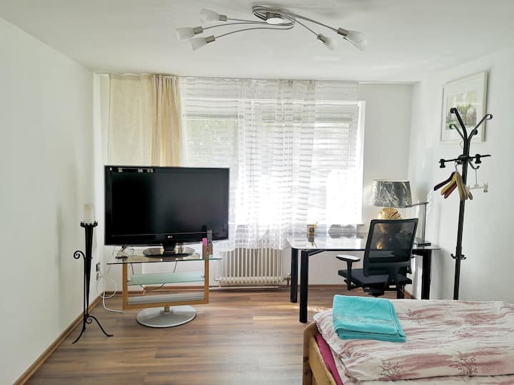 3 Rooms Near Underground Station In Munich - Munique