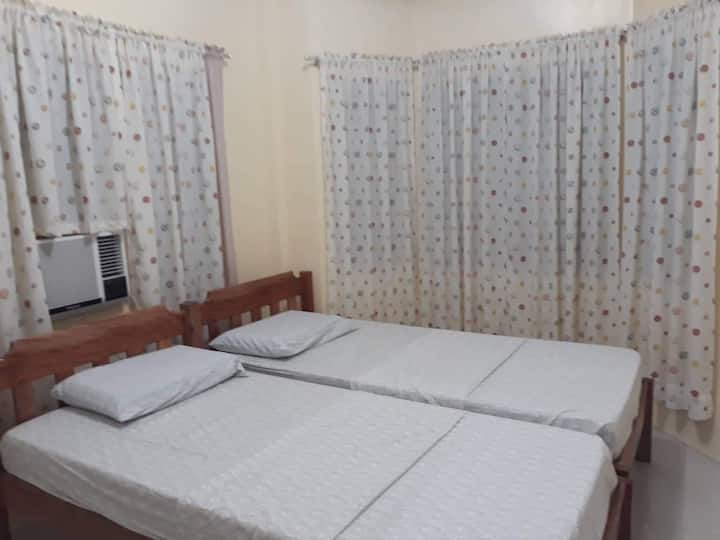 Jmb Batanes Homestay - Basco