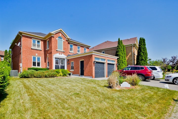Entire House In Richmond Hill 2br/2bath/1fparking - Vaughan