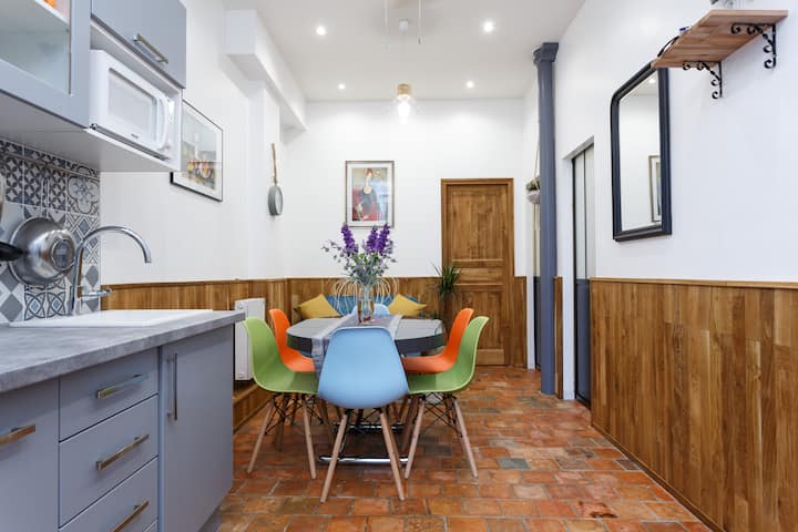 îLe Saint Louis -2 Steps, Paris 4è - Île de la Cité