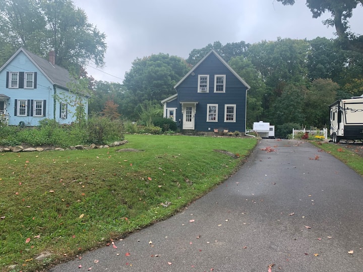 Adult Sexy - Bellingham, MA