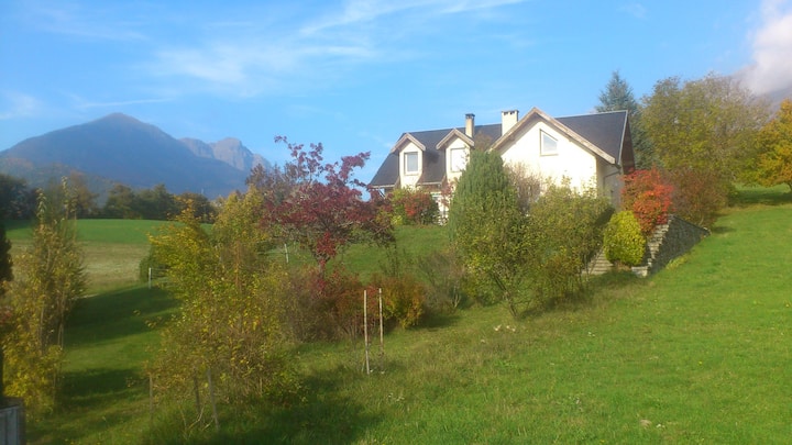 Montagne, Soleil Et Calme! - Mens