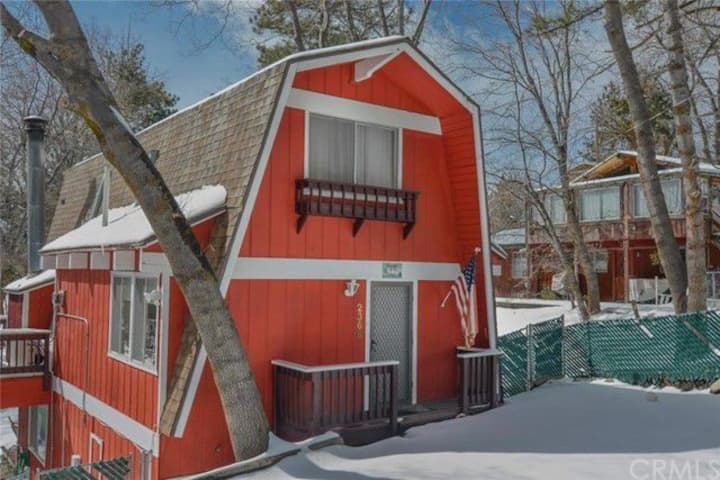 Cozy Family-friendly Mountain Cabin!!! - Running Springs, CA
