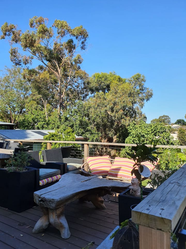 Home Among The Gum Trees - Ocean Grove