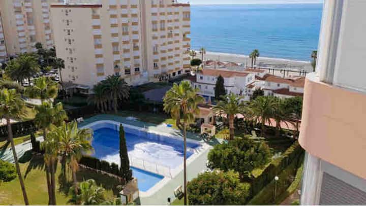 Precioso Apartamento Con Piscina Junto Al Mar. - Torrox