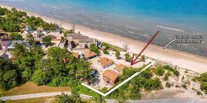 4 Bedroom Waterfront Cottage (3) - Wasaga Beach