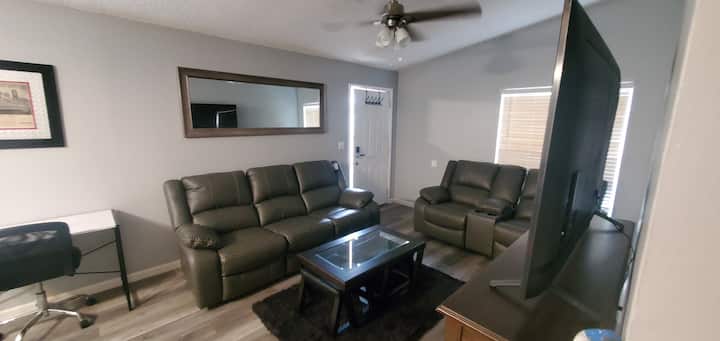 2bed 2bth, Near Seu, Minutes From Disney - Lakeland, FL
