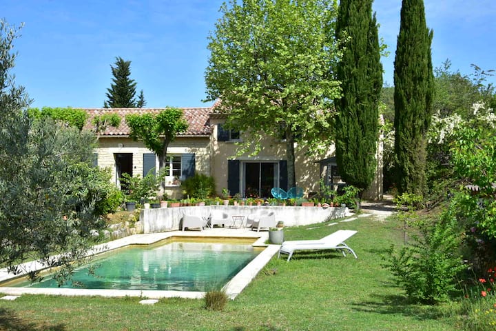 Maison De Caractère Entre Mont Ventoux Et Avignon - Carpentras