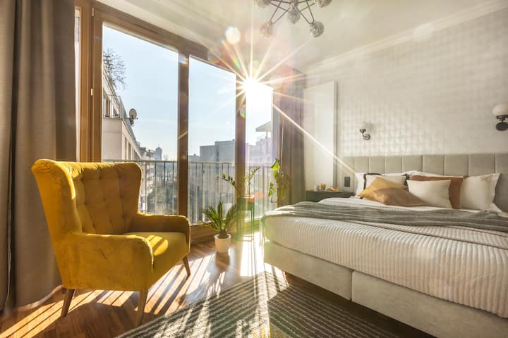 Stylish Studio Near Old Town W/ Balcony - Kraków