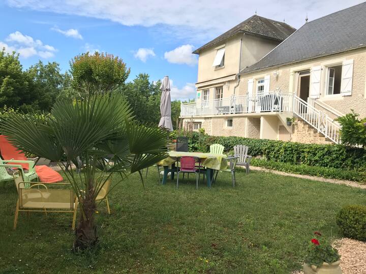 Logement 3 Pers à Proximité Du  Lac - Lot - Vayrac