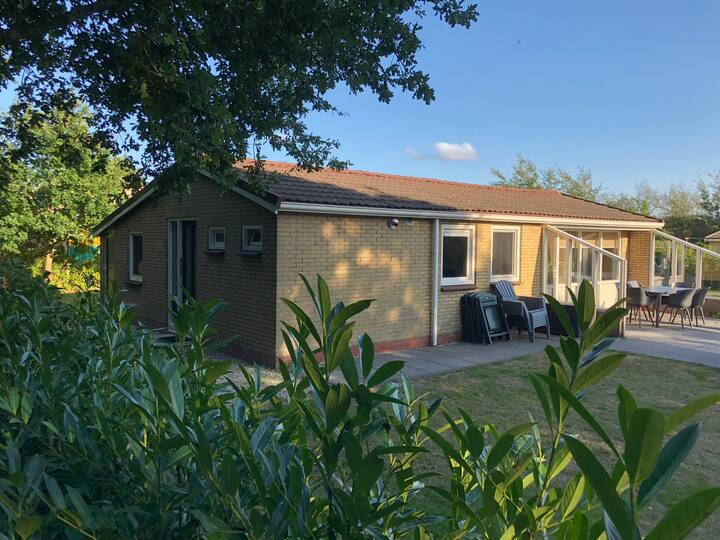 Mooie 6-persoonsvakantie Bungalow - Ameland