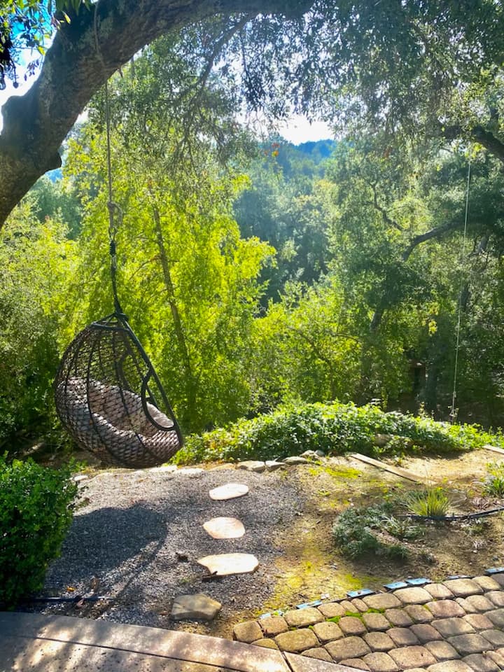 Hidden Oaks Retreat - Atascadero, CA