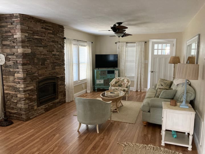 Seashore Cottage - Cape May, NJ