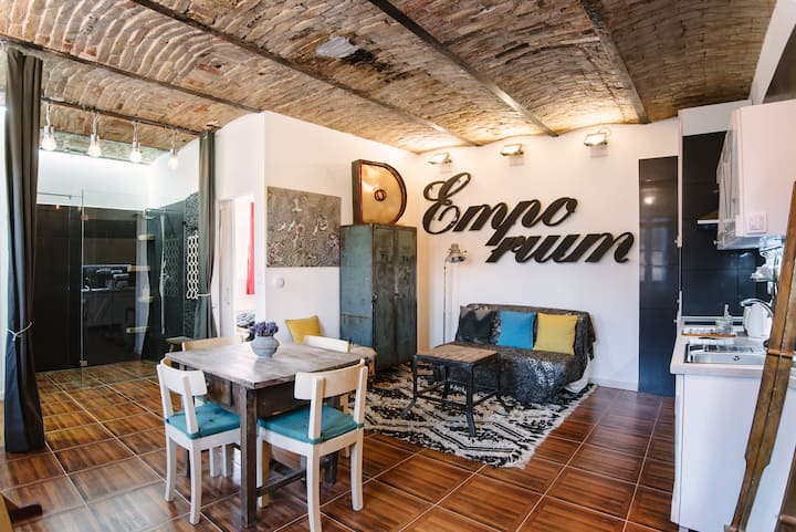 The Nest In Downtown Budapest - Budapest