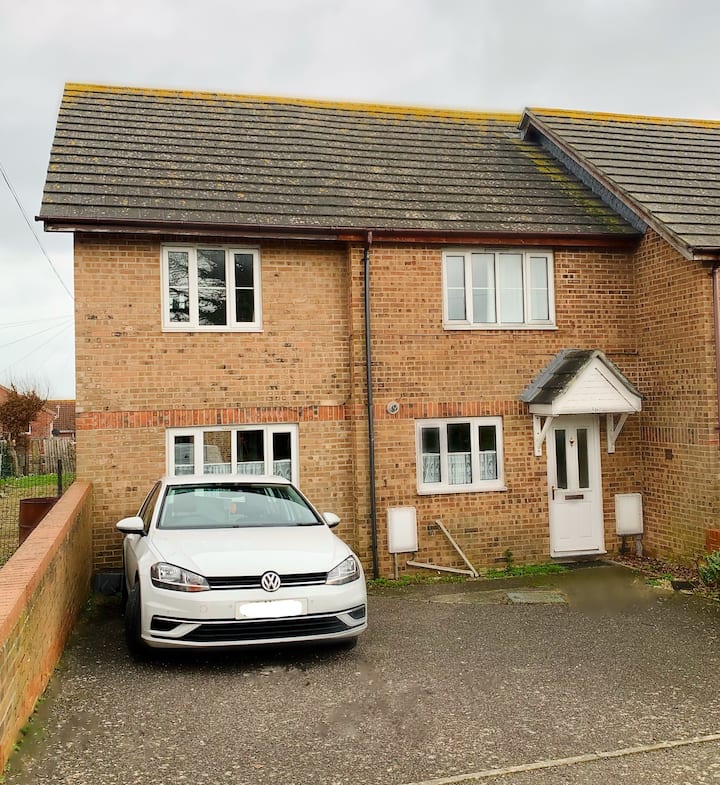 Lovely Spacious Well Equipped Family House - Weymouth
