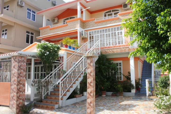 Roshnee Studios And Apartments In Grand Bay - 모리셔스