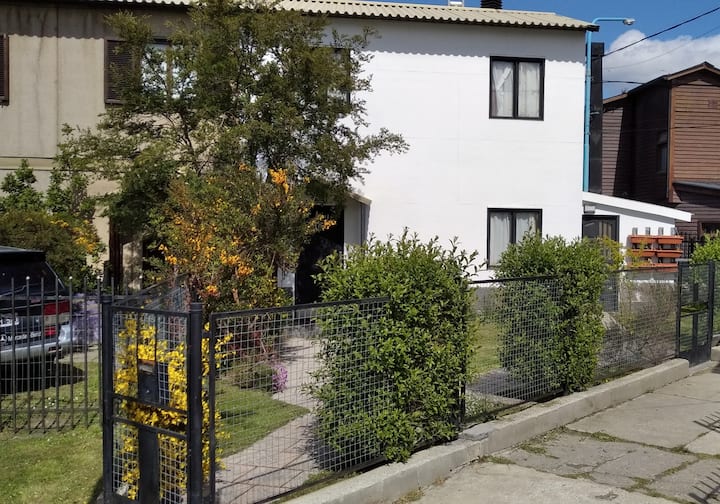 Mi Casa Cerca Del Centro. - Ushuaia