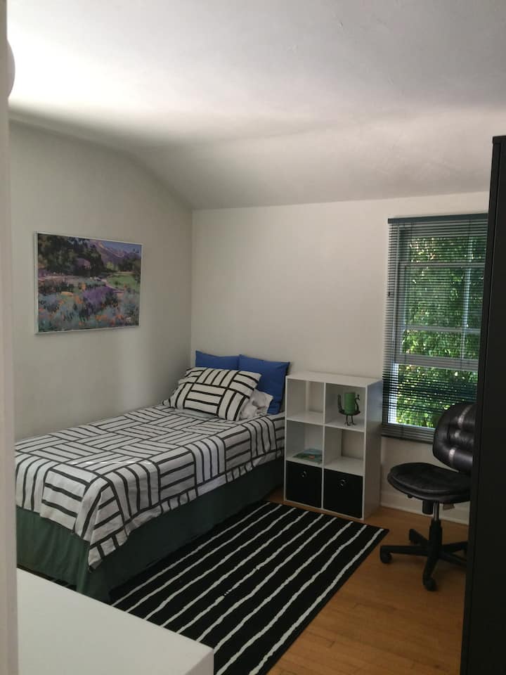 Casa Granadita - Chalkboard Wall - Santa Barbara, CA