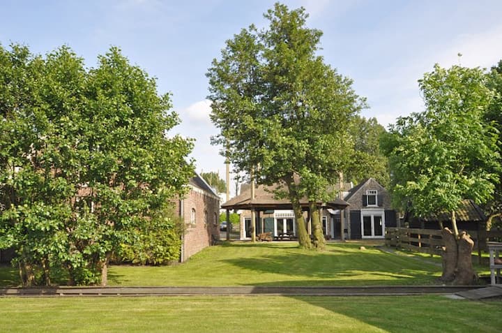 Farm House, Very Large, All Luxury, With Garden. - Delft