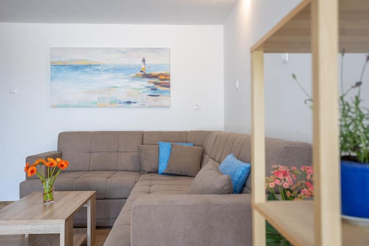 Apartman "Pepa" Split- ŽRnovnica - Podstrana