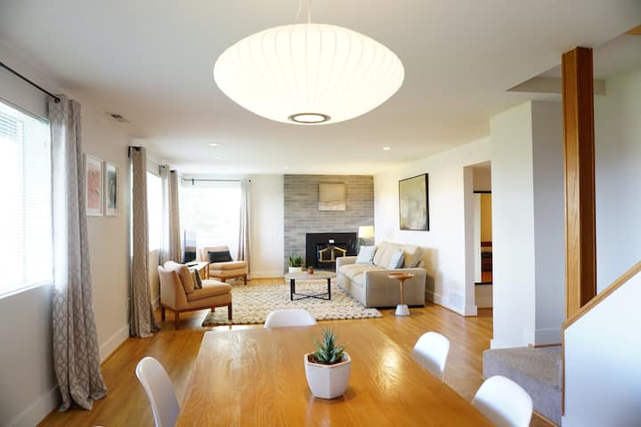 Spacious West Seattle Mid-century Modern Suite - 西雅圖, WA