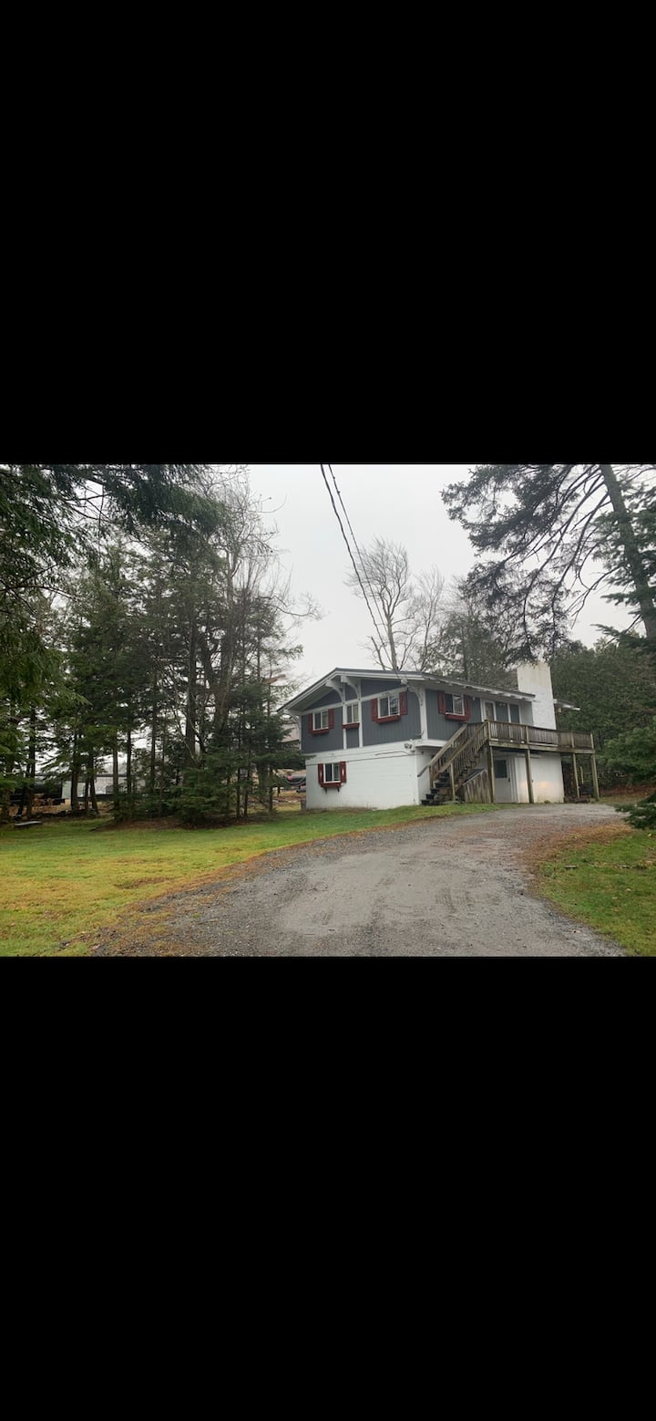 Slopeside Living At Carinthia Basetrue Ski On Off - Mount Snow, VT